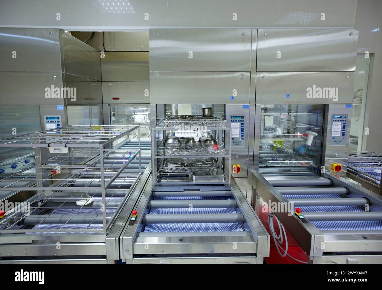 Cleaning surgical instruments sterilization hi-res stock photography ...