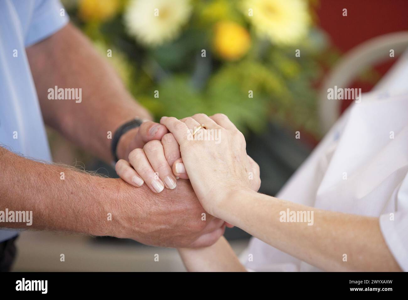 Patient and relative in hospitalization Stock Photo - Alamy