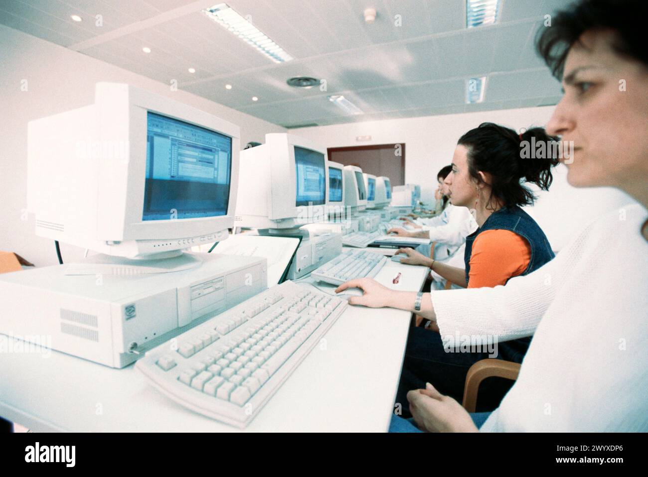 Classroom of computers, training at hospital Stock Photo - Alamy