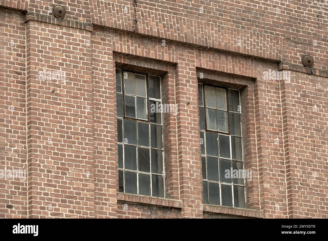 100 years building hi-res stock photography and images - Alamy