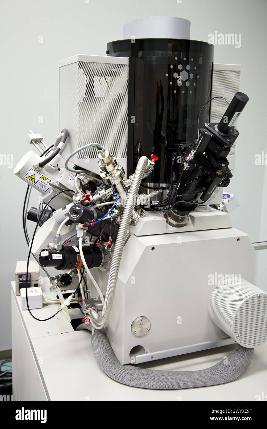 Set up of the FIB, Focused-Ion-Beam Nanofabrication Laboratory, Dual ...