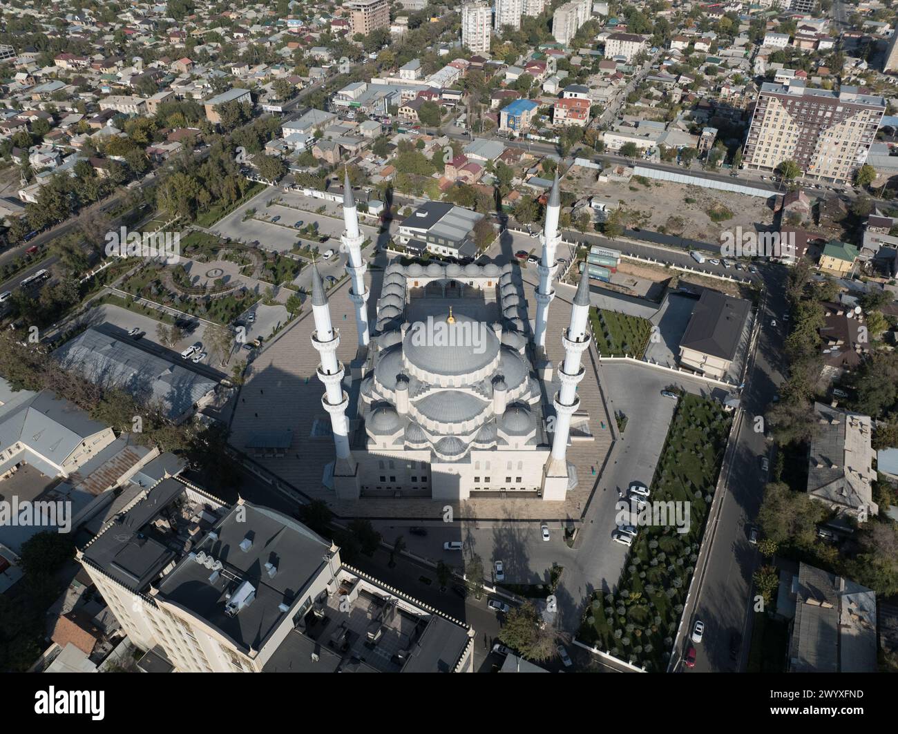 Mosque almaty hi-res stock photography and images - Alamy