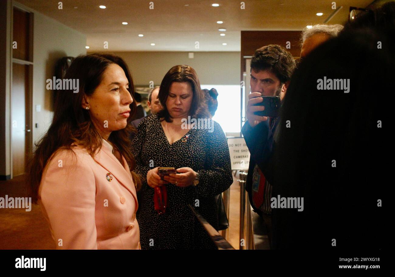 Ambassador vanessa frazier hi-res stock photography and images - Alamy