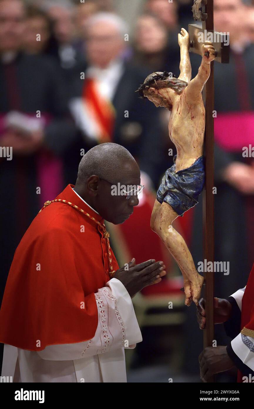 Vatican City State, Vatikanstadt. 29th Mar, 2024. Cardinal Robert Sarah ...