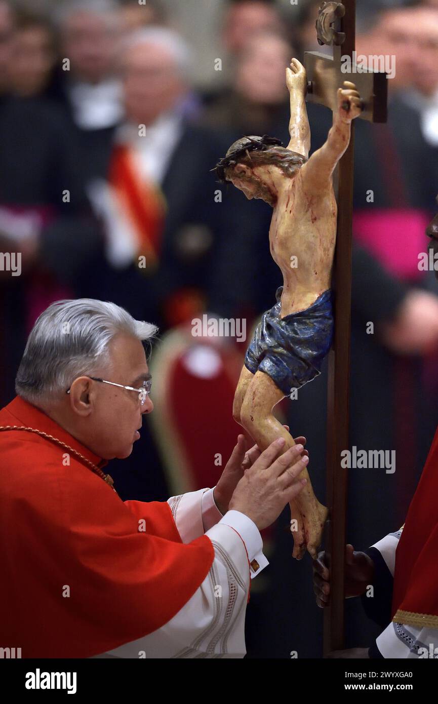 Cardinal Marcello Semeraro, the ceremony of the Good Friday Passion of ...