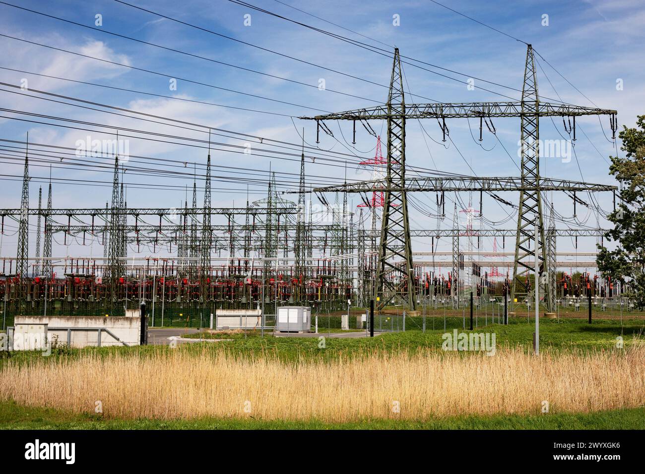 Vienna, Austria. 08th Apr, 2024. AUSTRIA; VIENNA; 20240408; Electricity - high-voltage lines of ...