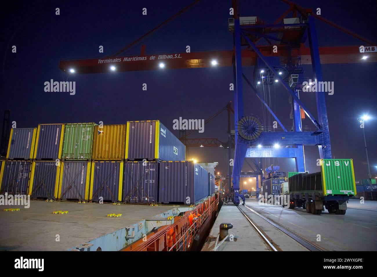 Loading containers, Port of Bilbao, Santurce, Bizkaia, Basque Country ...