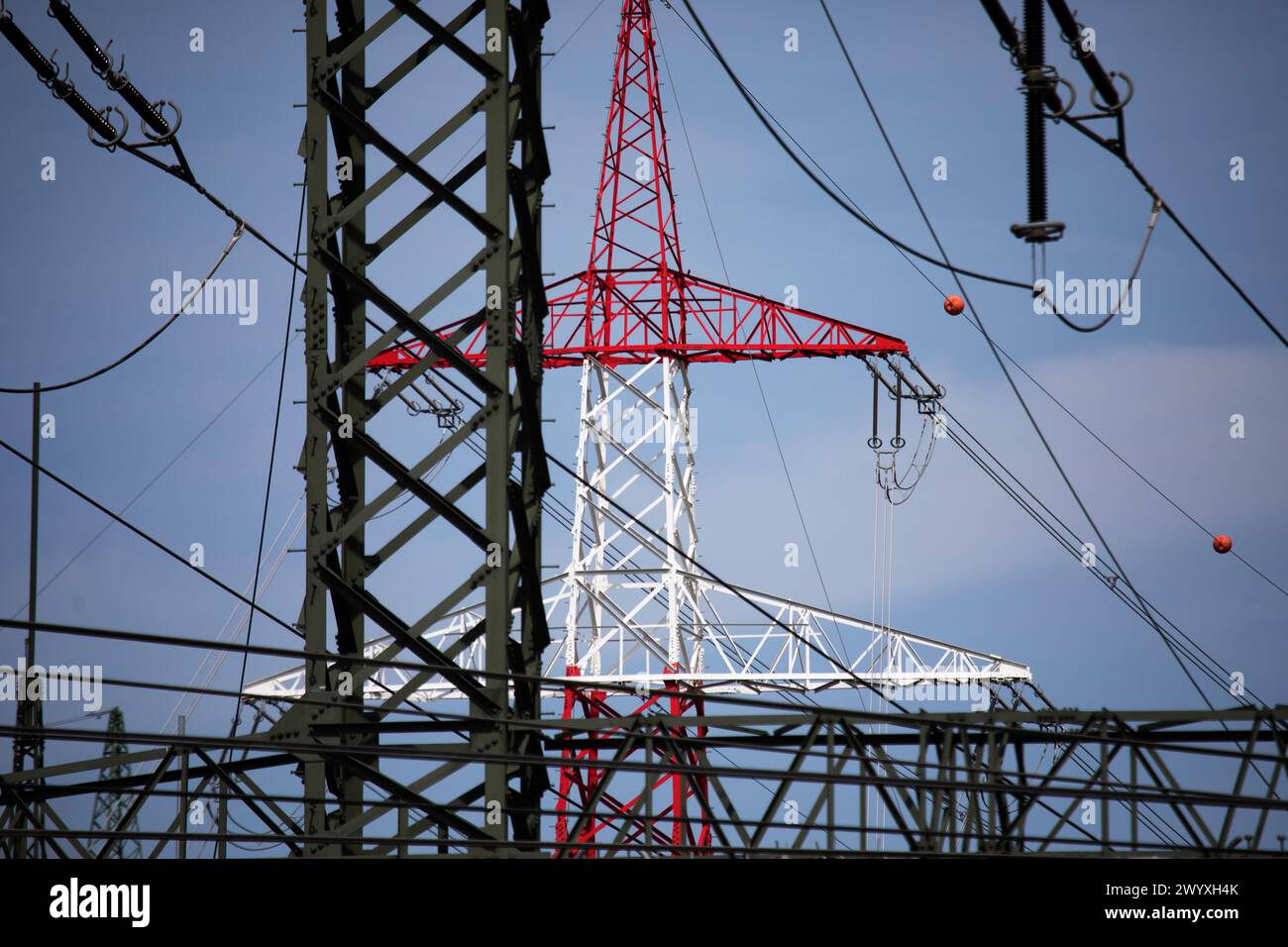 Vienna, Austria. 08th Apr, 2024. AUSTRIA; VIENNA; 20240408; Electricity - high-voltage lines of ...