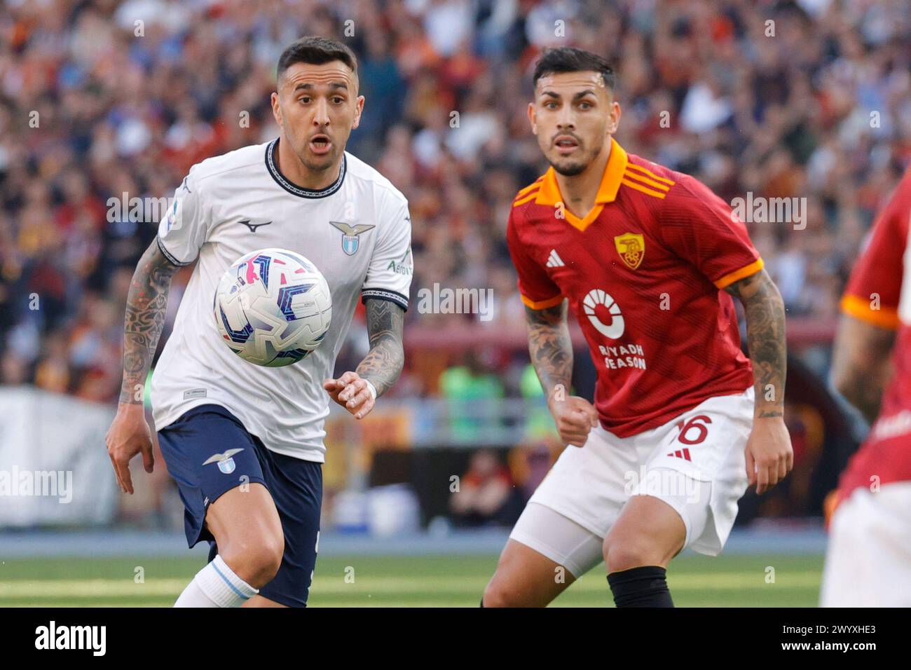 Matias Vecino of Lazio and Leandro Paredes of Roma look on during Serie ...