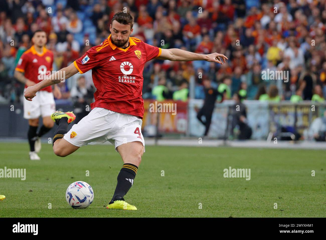 Bryan Cristante of Roma controls the ball during Serie A soccer match ...