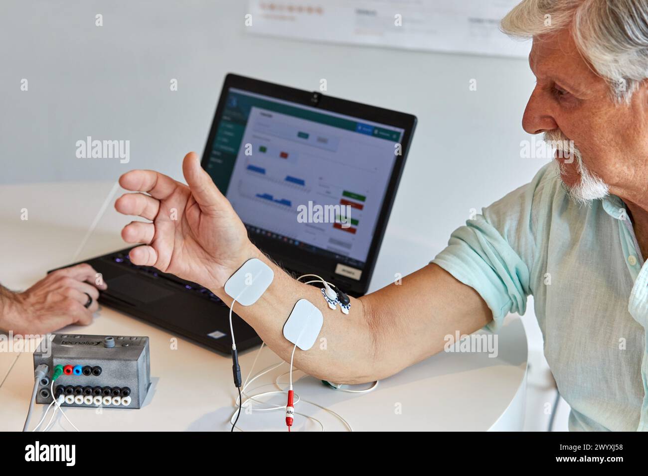 Neuromodulation system in closed loop hi-res stock photography and ...