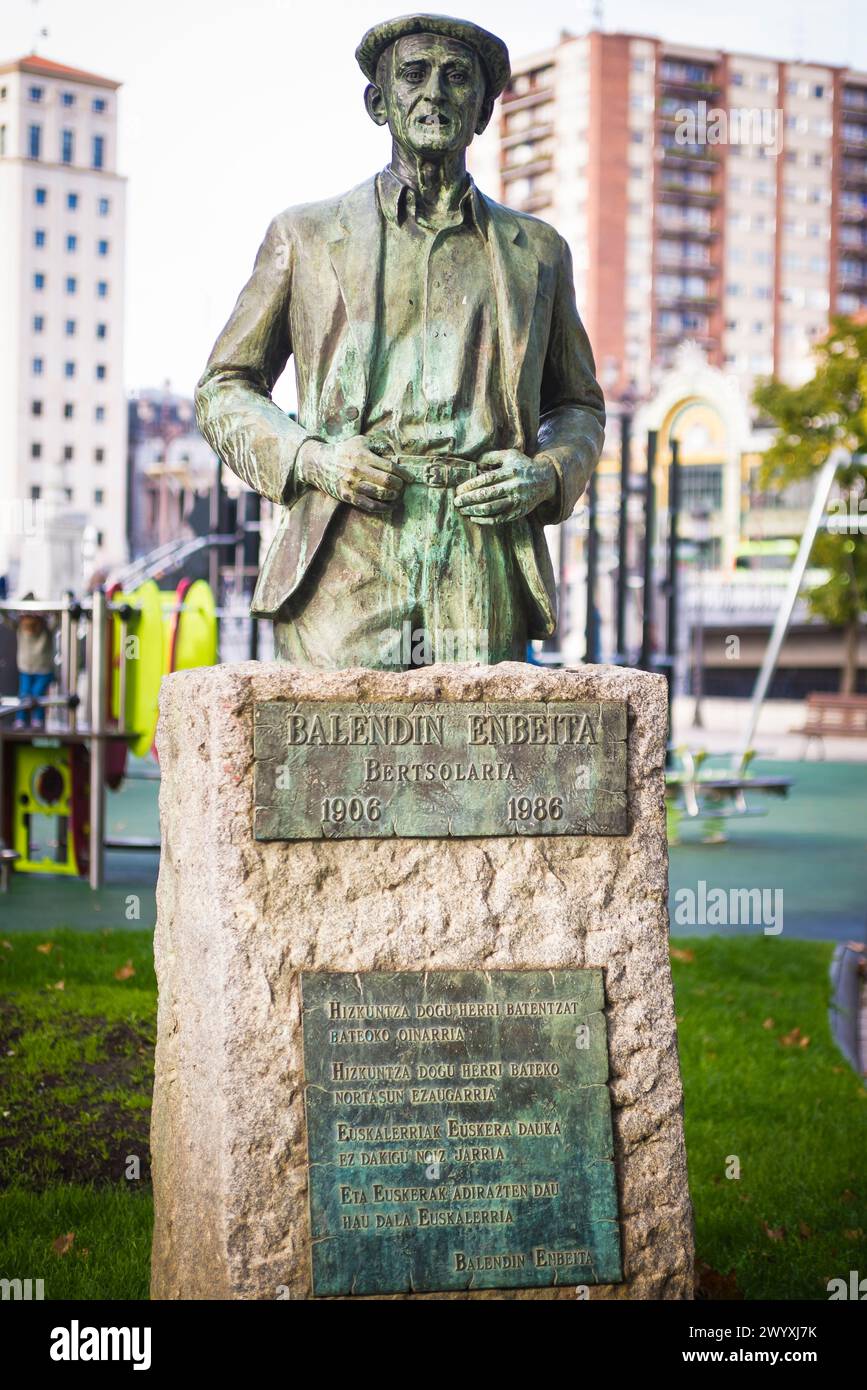 Basque sculptor hi-res stock photography and images - Alamy
