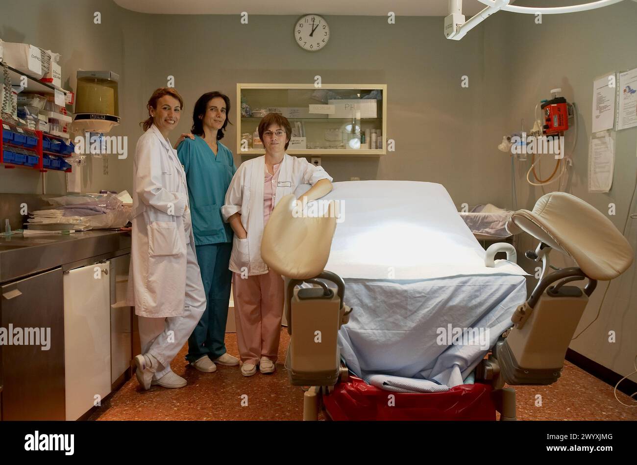 Midwifes room hi-res stock photography and images - Alamy