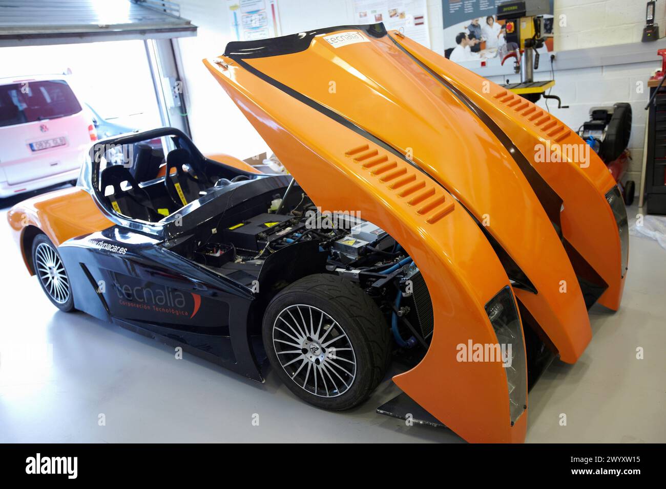 Dynacar electric car, new concepts and components development platform ...