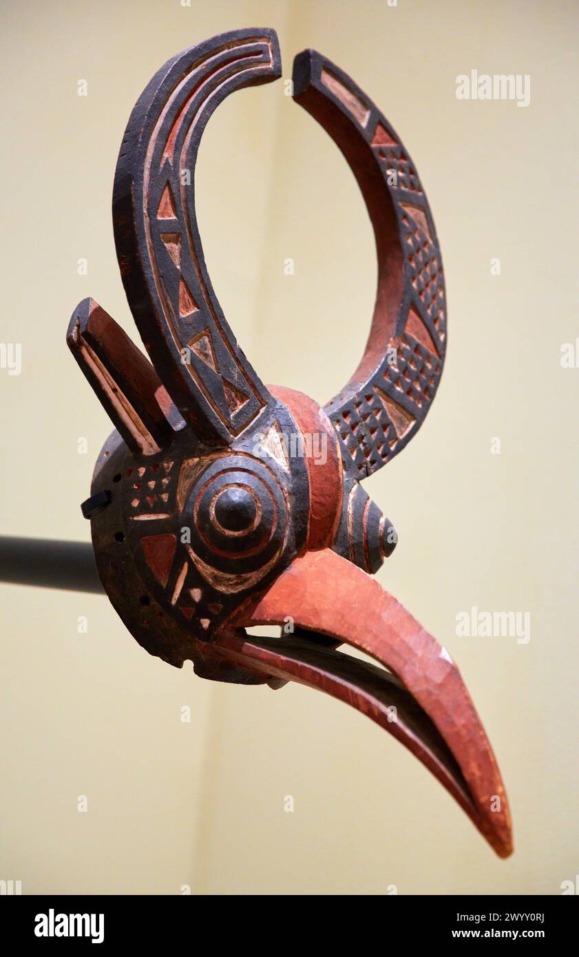 Dama tribal hi-res stock photography and images - Alamy