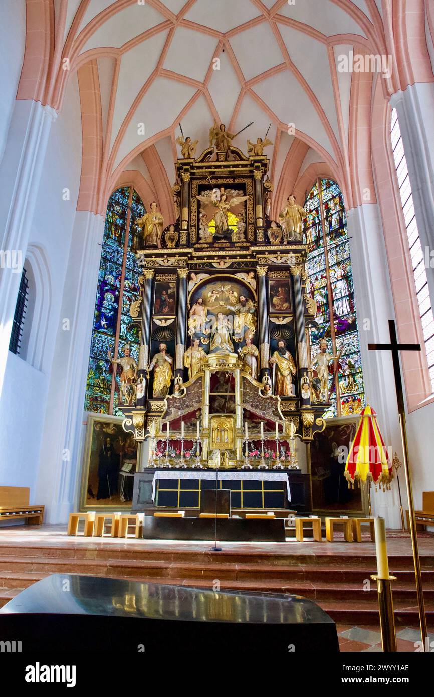 Abbey basilika hi-res stock photography and images - Alamy