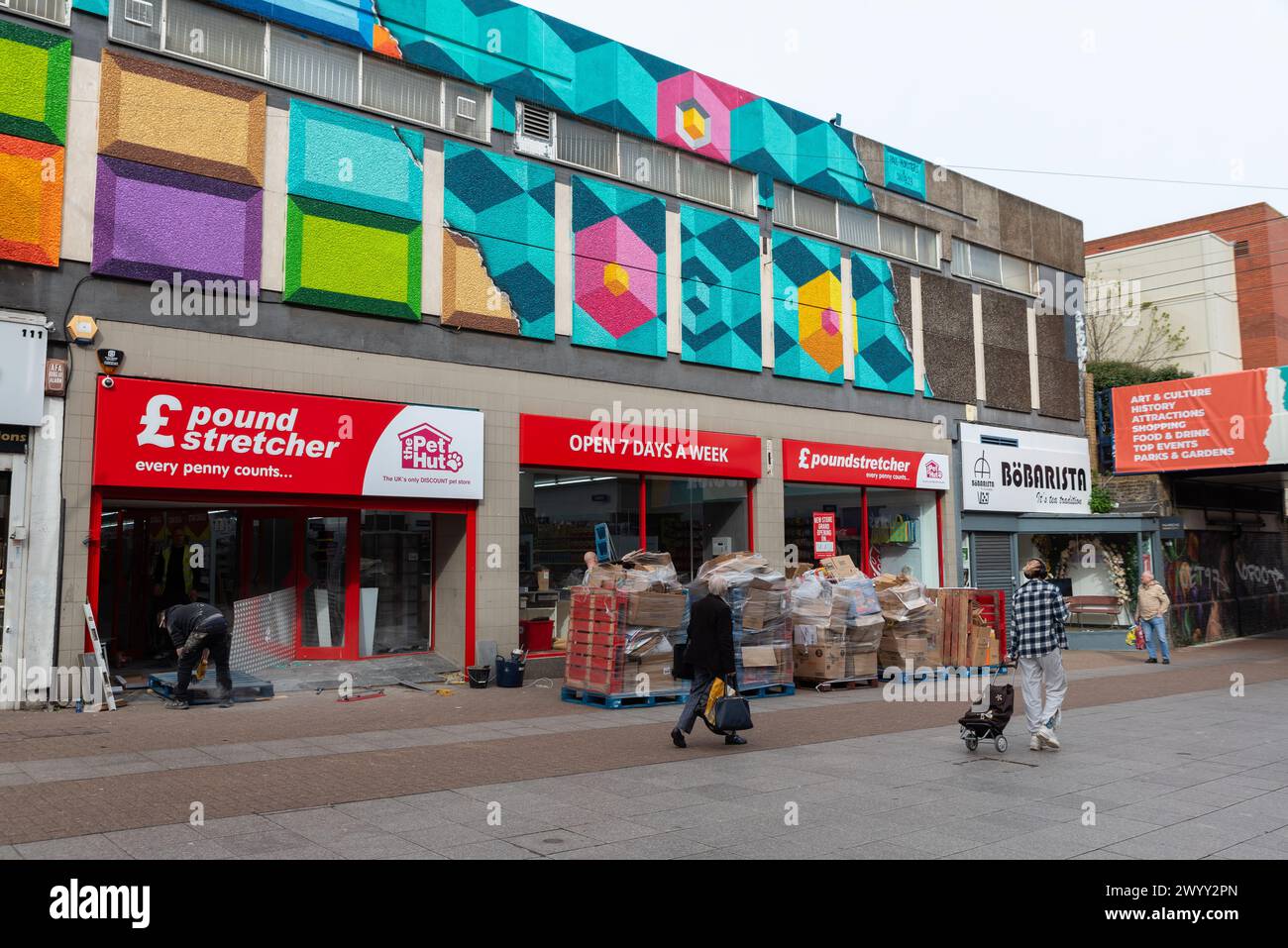 New Poundstretcher shop nearly ready to open in the High Street of ...