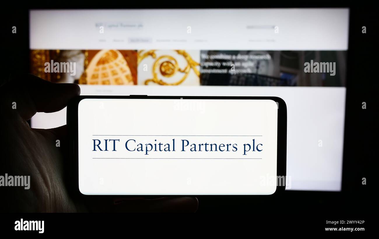 Rothschild logo hi-res stock photography and images - Alamy