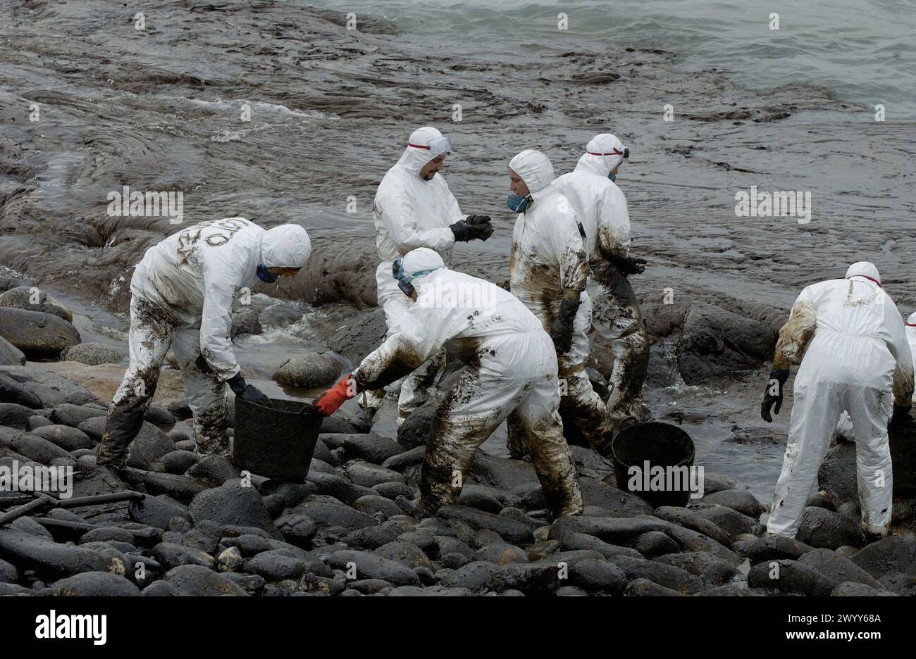 Oil spillage prestige oil tanker hi-res stock photography and images ...