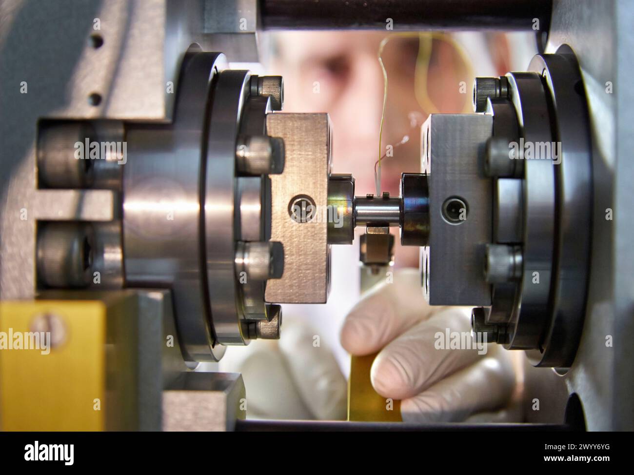 Gleeble hi-res stock photography and images - Alamy