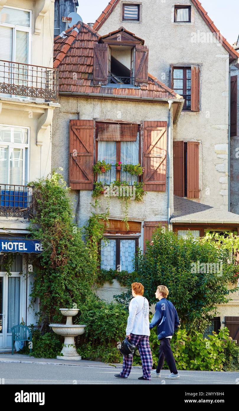 Historic center, Pau, Pyrenees - Atlantiques, Aquitaine, France Stock ...