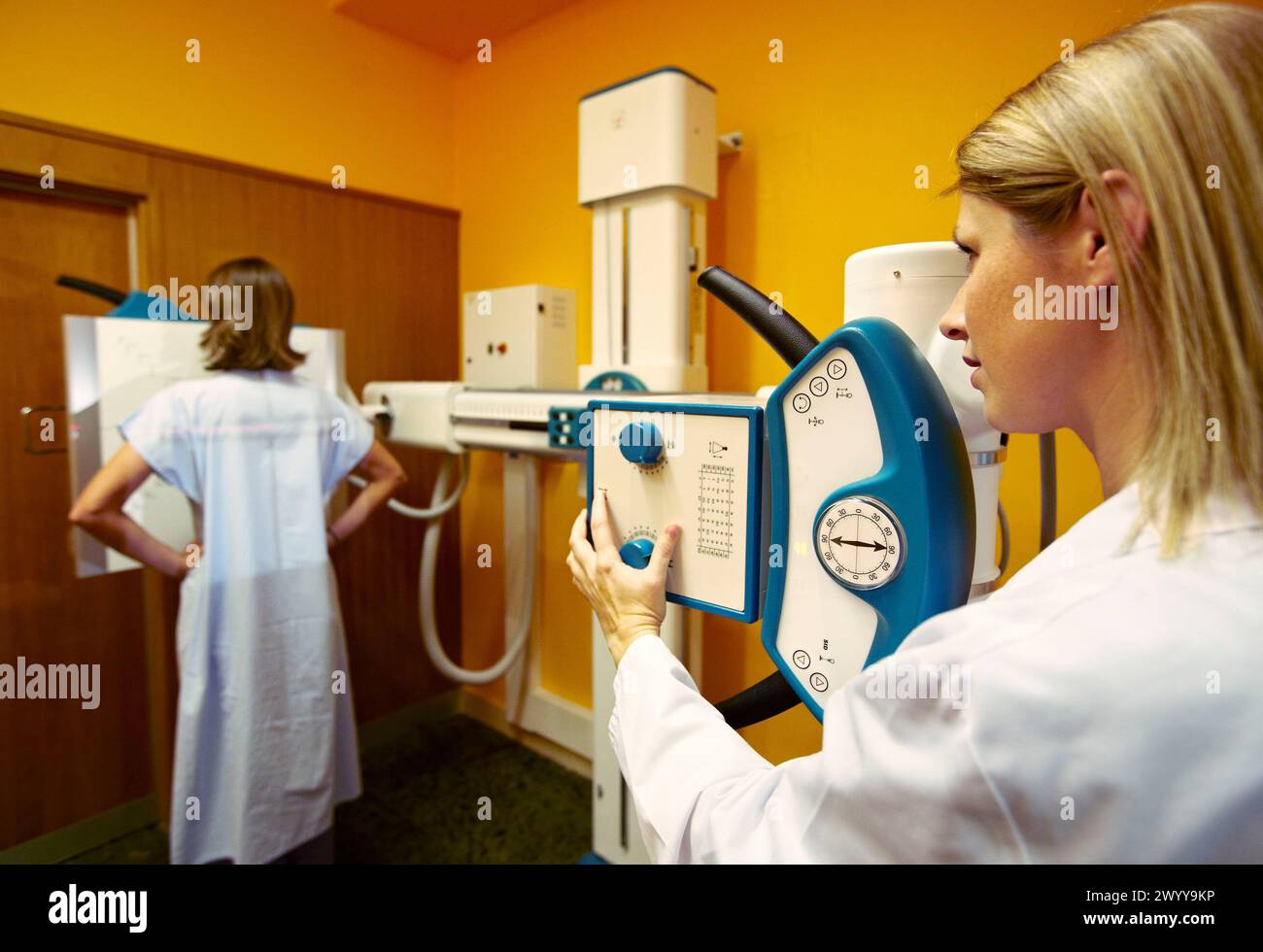 X-ray of rib cage, medical imaging for diagnosis. Hospital Policlinica ...