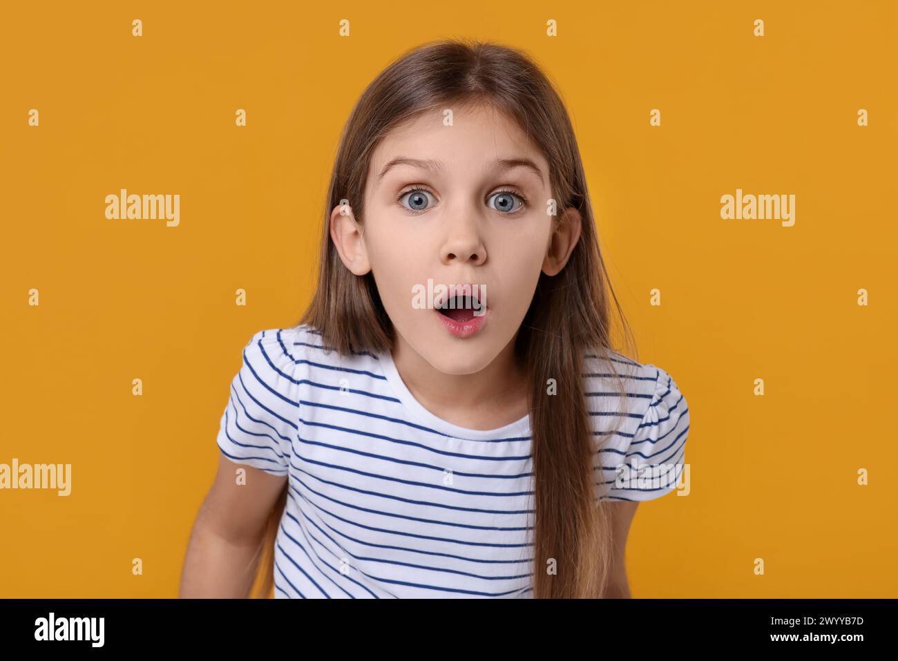 Tween girl face hi-res stock photography and images - Alamy