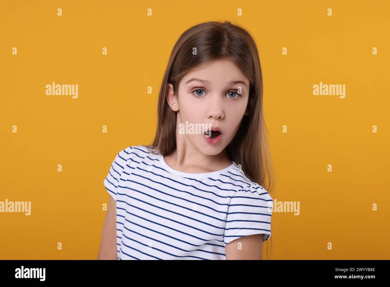 Tween girl face hi-res stock photography and images - Alamy