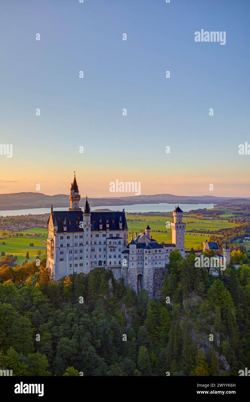 Neuschwanstein castle architecture hi-res stock photography and images ...