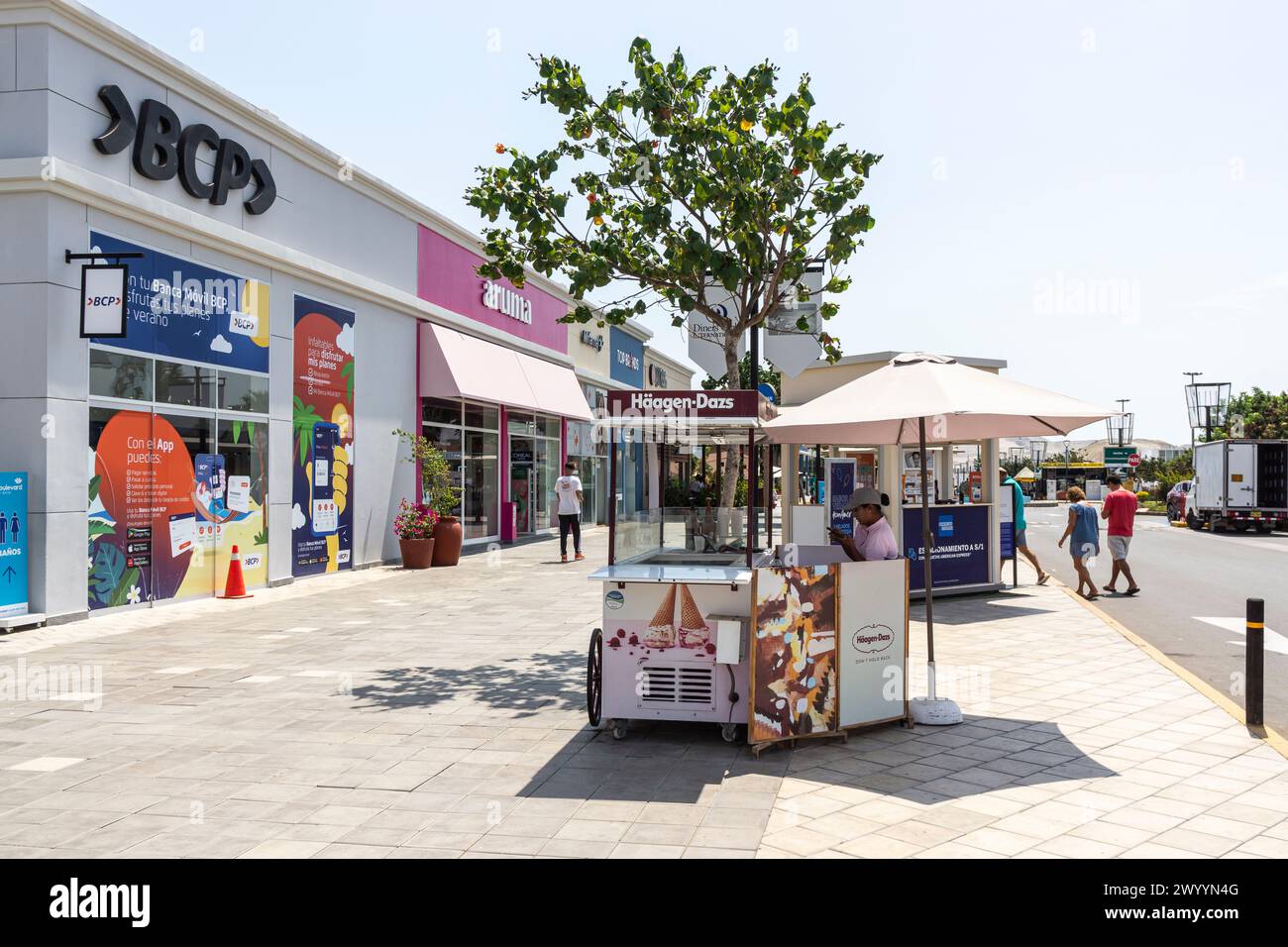Peru beach asia hi-res stock photography and images - Alamy