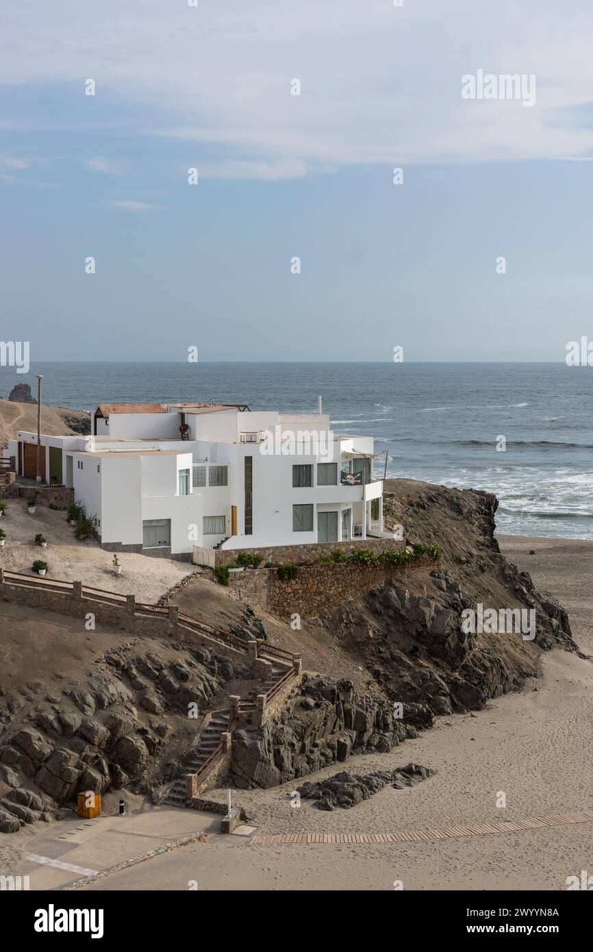 Punta Corrientes Beach in southern Lima, Peru Stock Photo - Alamy