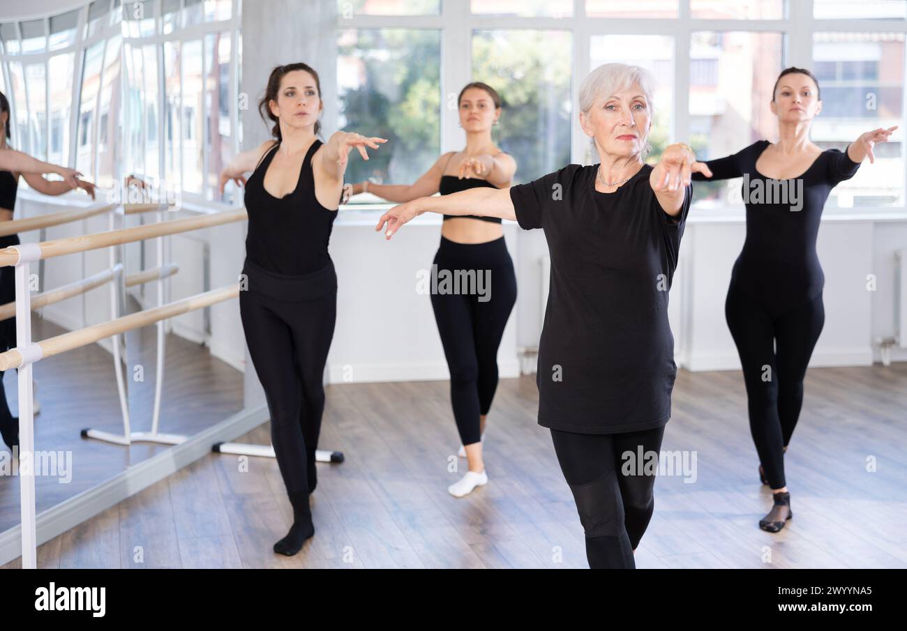 Elderly dancing ballet hi-res stock photography and images - Alamy