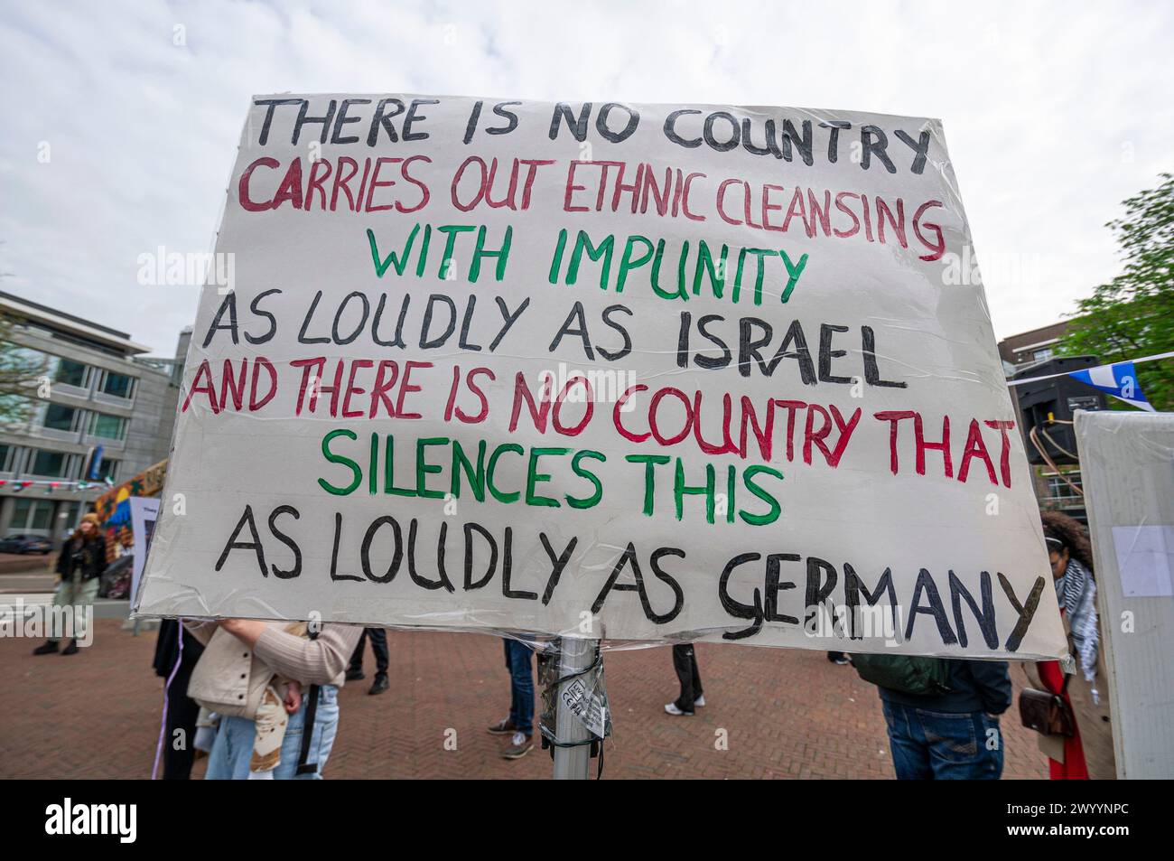 The Peace Palace, Carnegieplein 2, and International Court of Justice ...