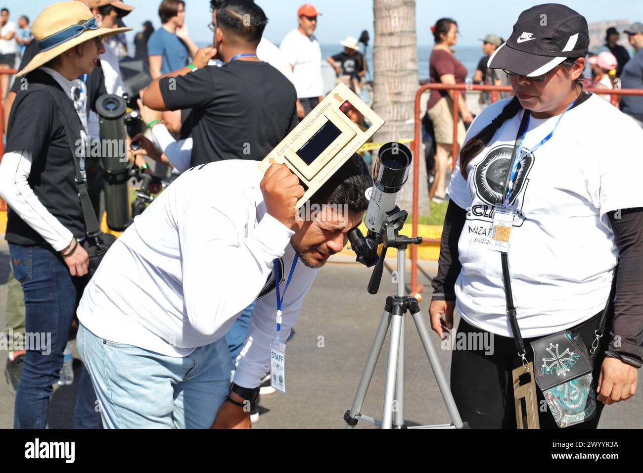 Mazatlan, Mexico. 08th Apr, 2024. A woman observes the solar eclipse ...