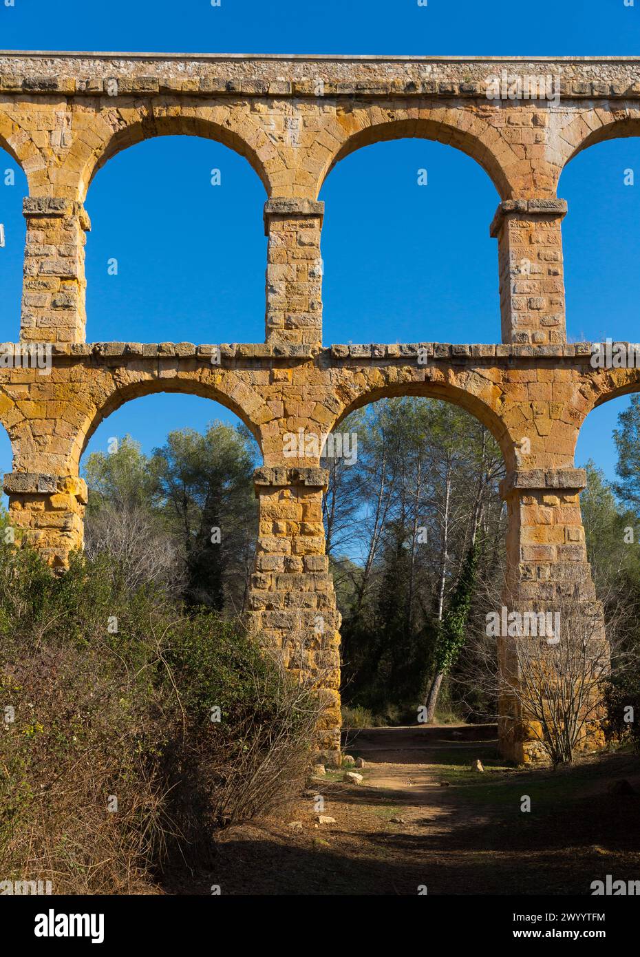 Tarragona famous bridge Puento del diablo at sunny day Stock Photo - Alamy