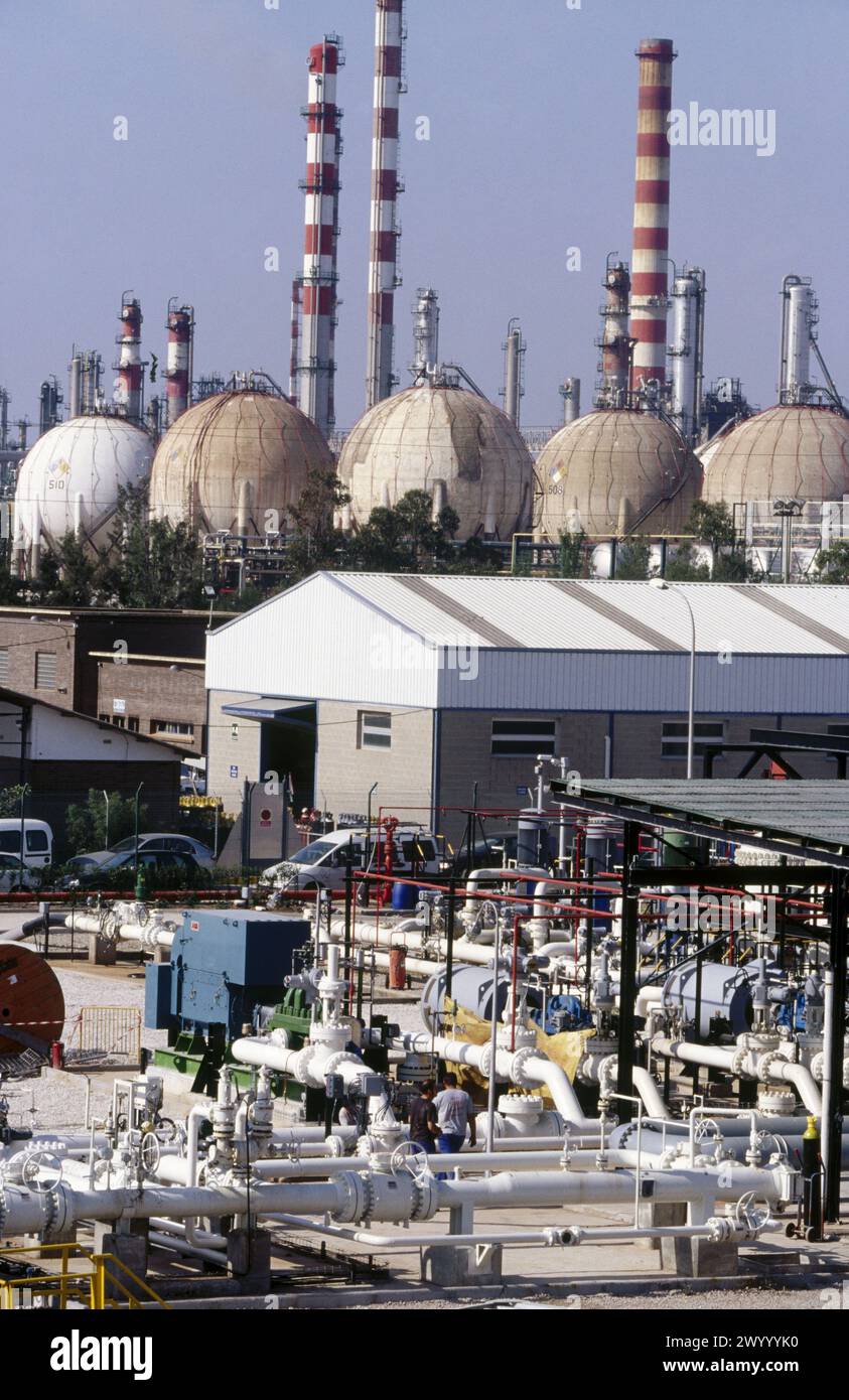 Gas tanks repsol ypf oil refinery hi-res stock photography and images ...