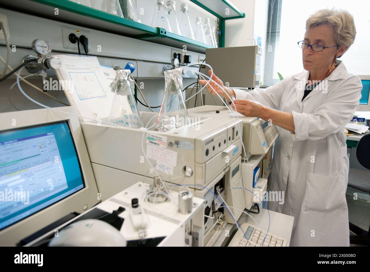 Chromatographs hi-res stock photography and images - Alamy