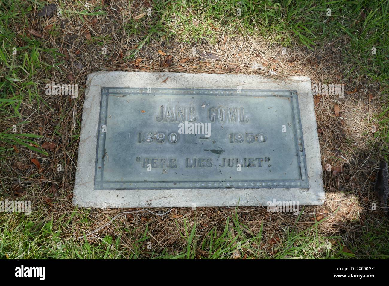 North Hollywood, California, USA 5th April 2024 Actress Jane Cowl Grave ...