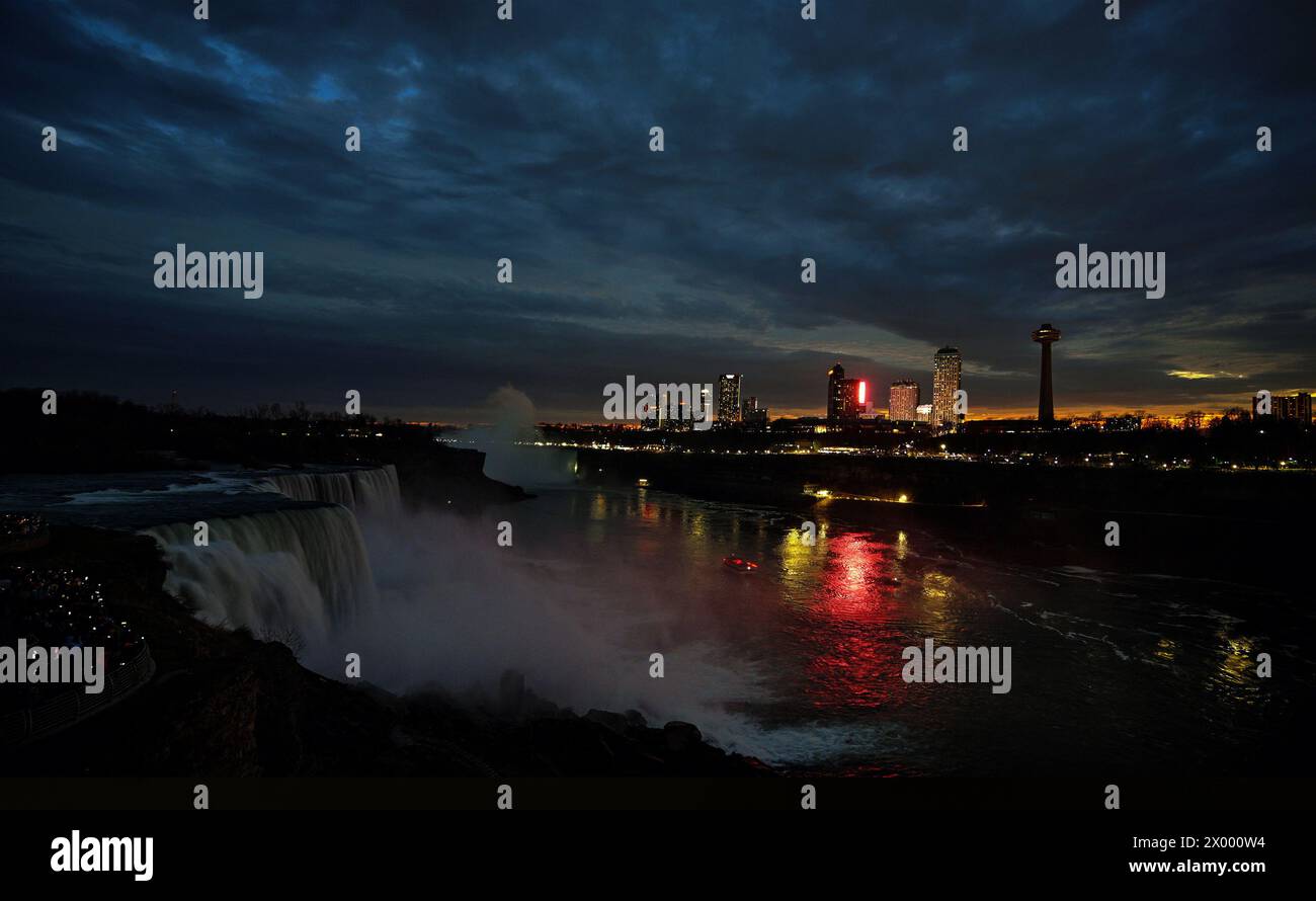 Niagara Falls, United States. 08th Apr, 2024. The total solar eclipse ...