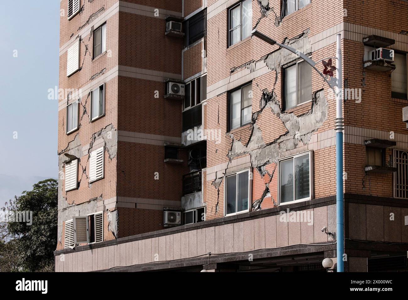 Taiwan earthquake 2024 hi-res stock photography and images - Alamy