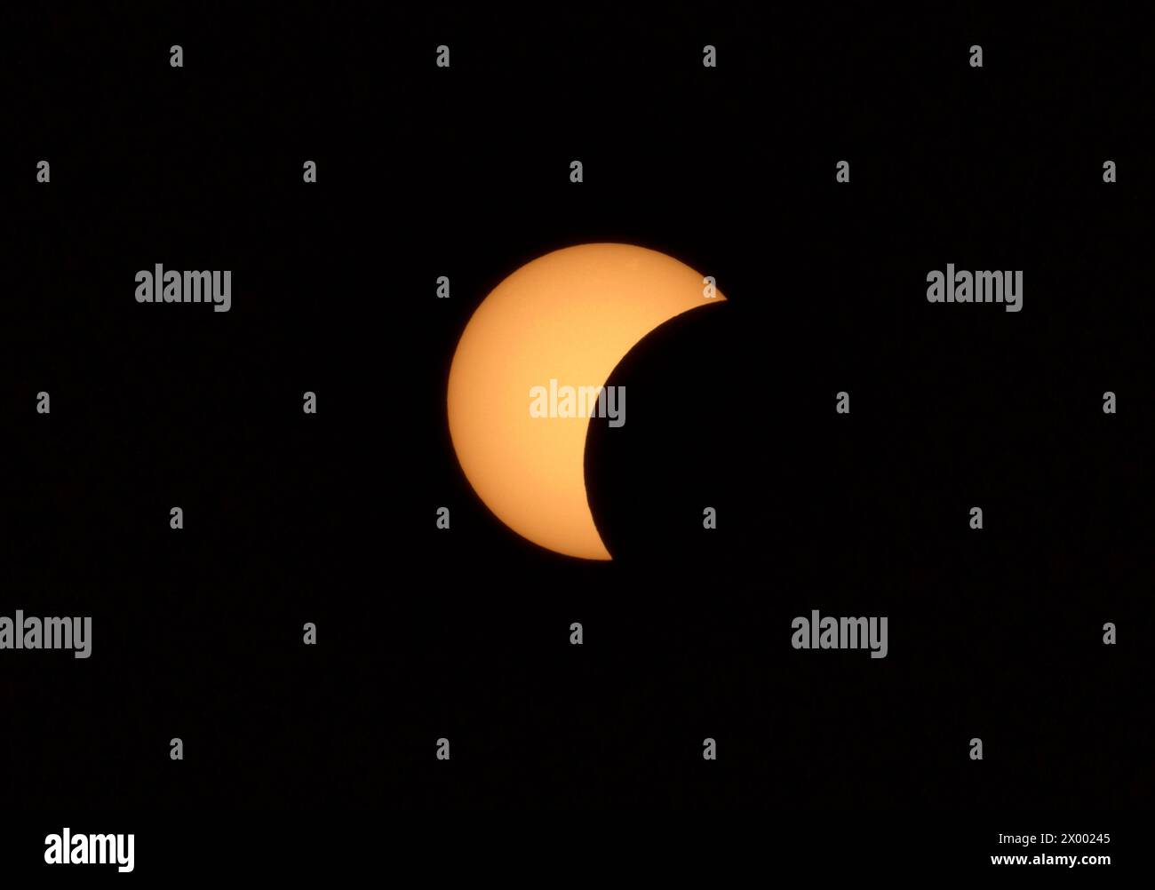 Naples, USA. 08th Apr, 2024. The 2024 North American Solar Eclipse as ...