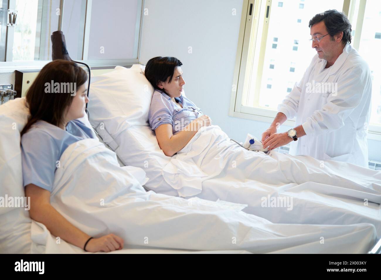 Taking vital signs, Blood pressure, Clinical Trials Unit, Testing in ...