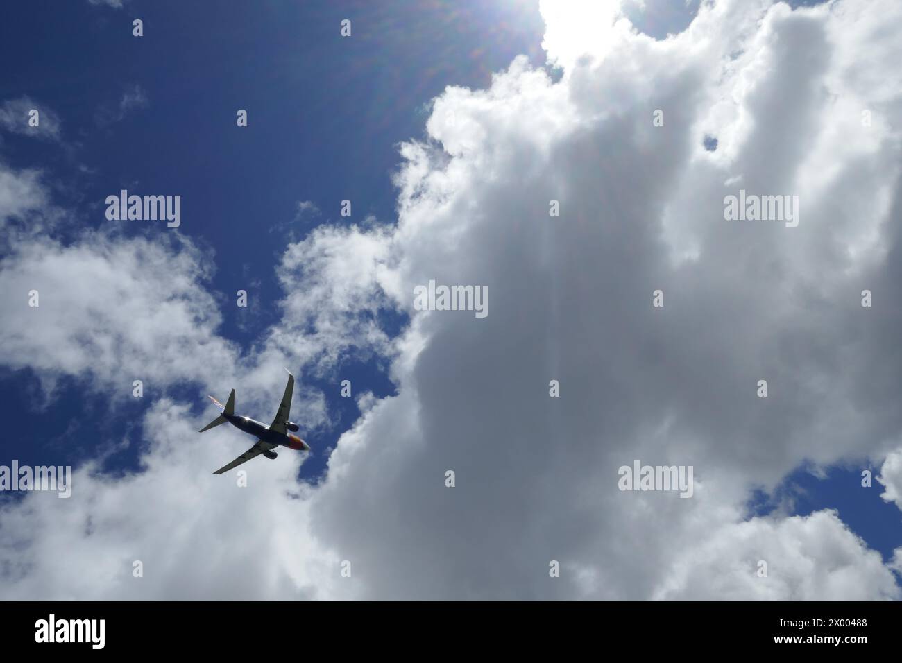 North Hollywood, California, USA 5th April 2024 Plane Flying with ...