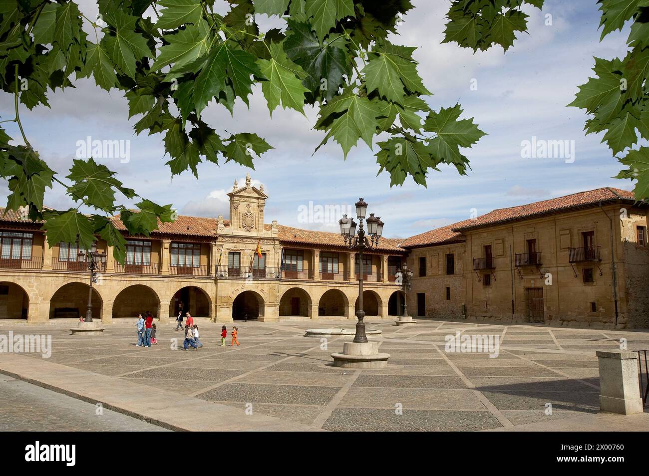 Town hall. Plaza Mayor. Santo Domingo de la Calzada, La Rioja. Spain ...