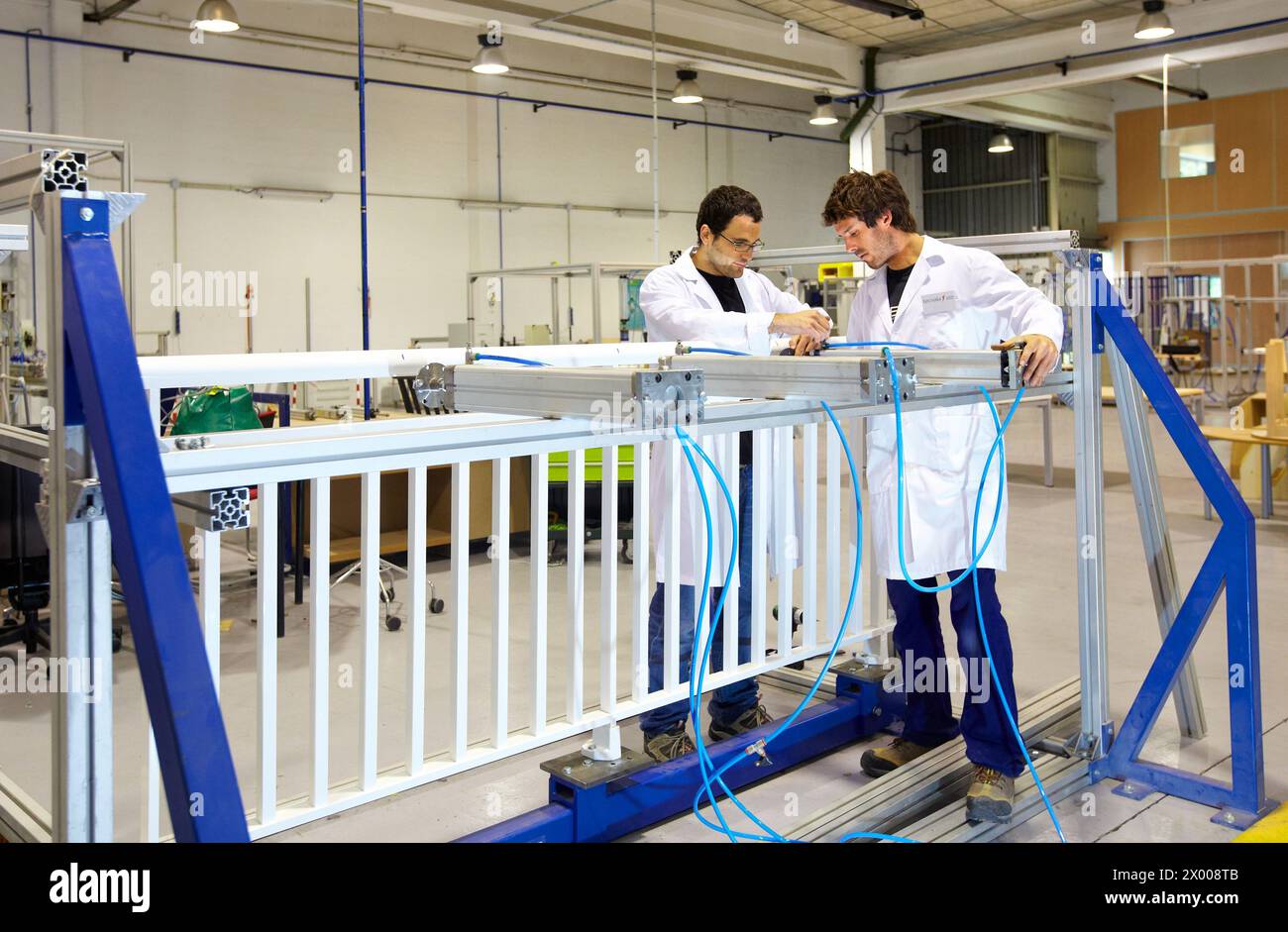 Railing, mechanical load and impact testing, material homologation ...