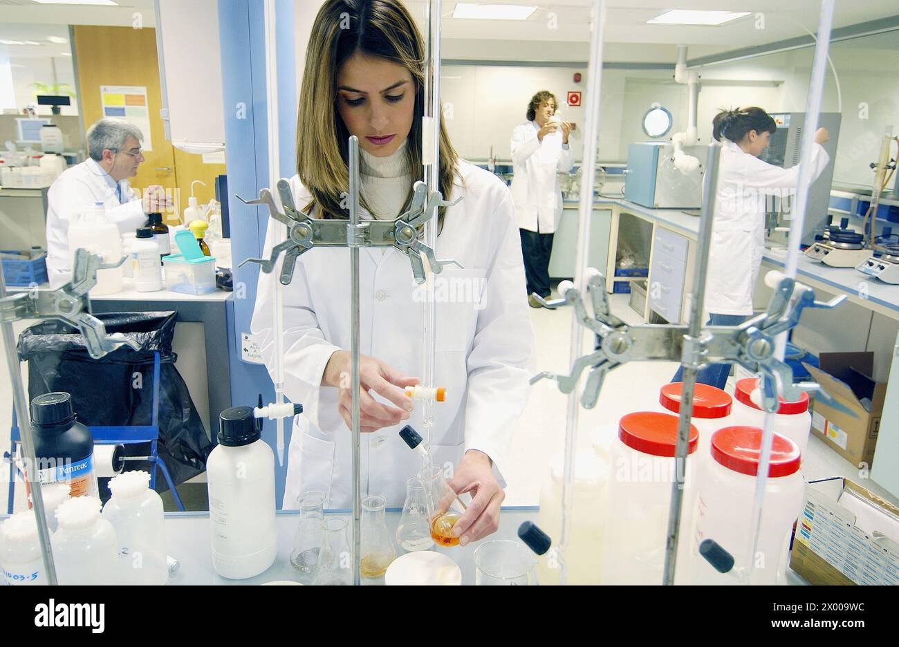 Chemical characterization laboratory Stock Photo - Alamy