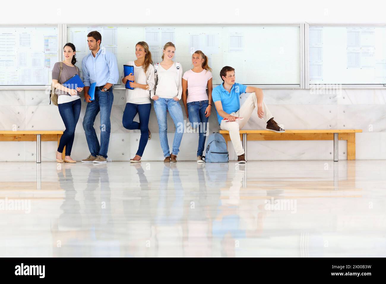 bulletin board, Students, School of Business, UPV, EHU, University of ...