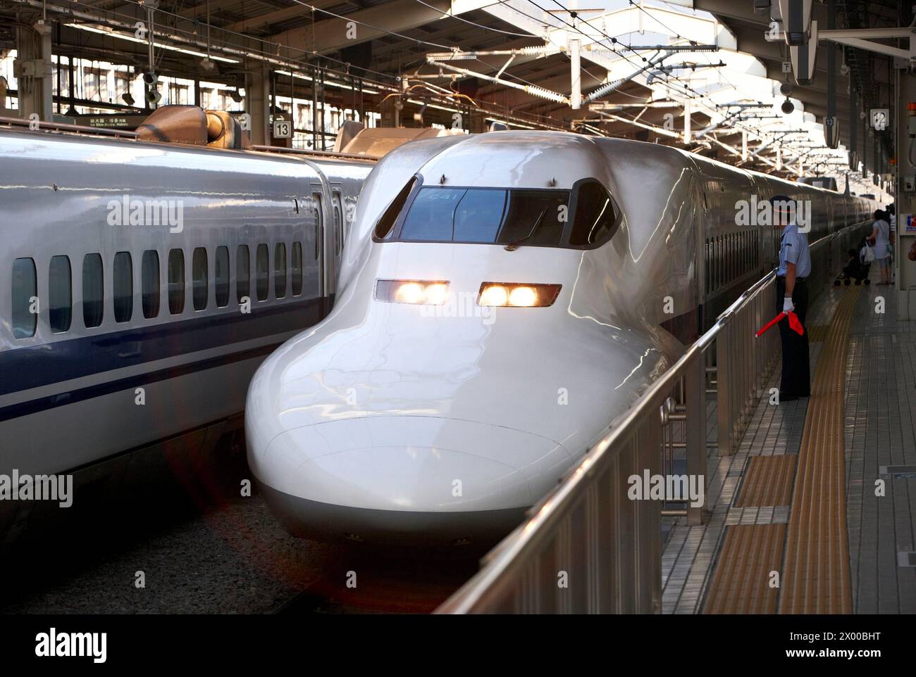 Shinkansen high speed train, Railway station, Kyoto, Japan Stock Photo - Alamy