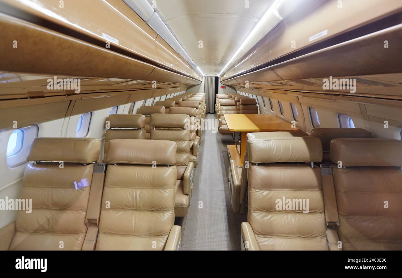Concorde airplane interior hi-res stock photography and images - Alamy