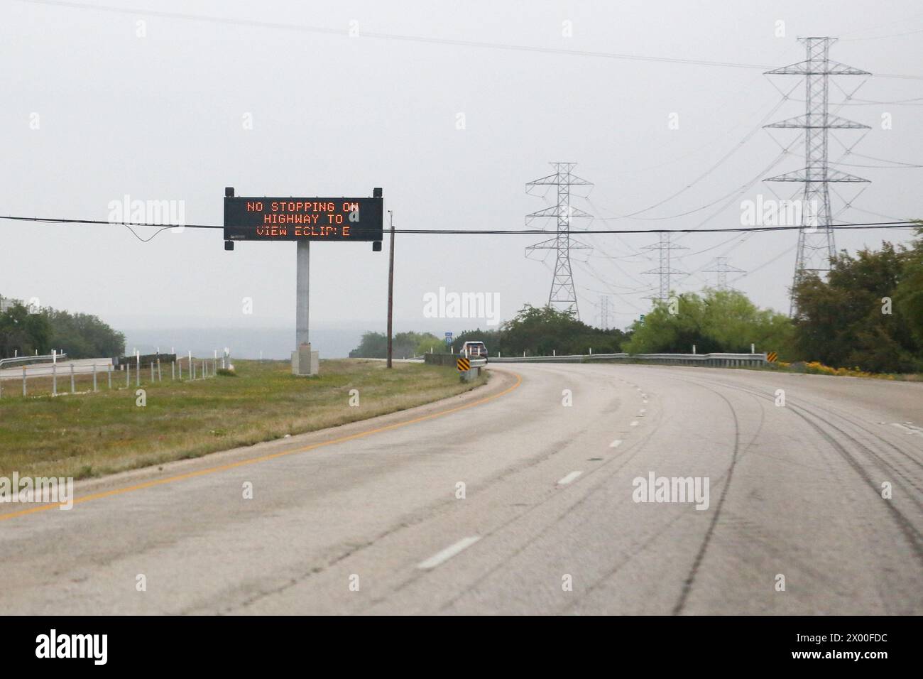 TxDot has put messages on variable message signs along I-10 Eastbound ...